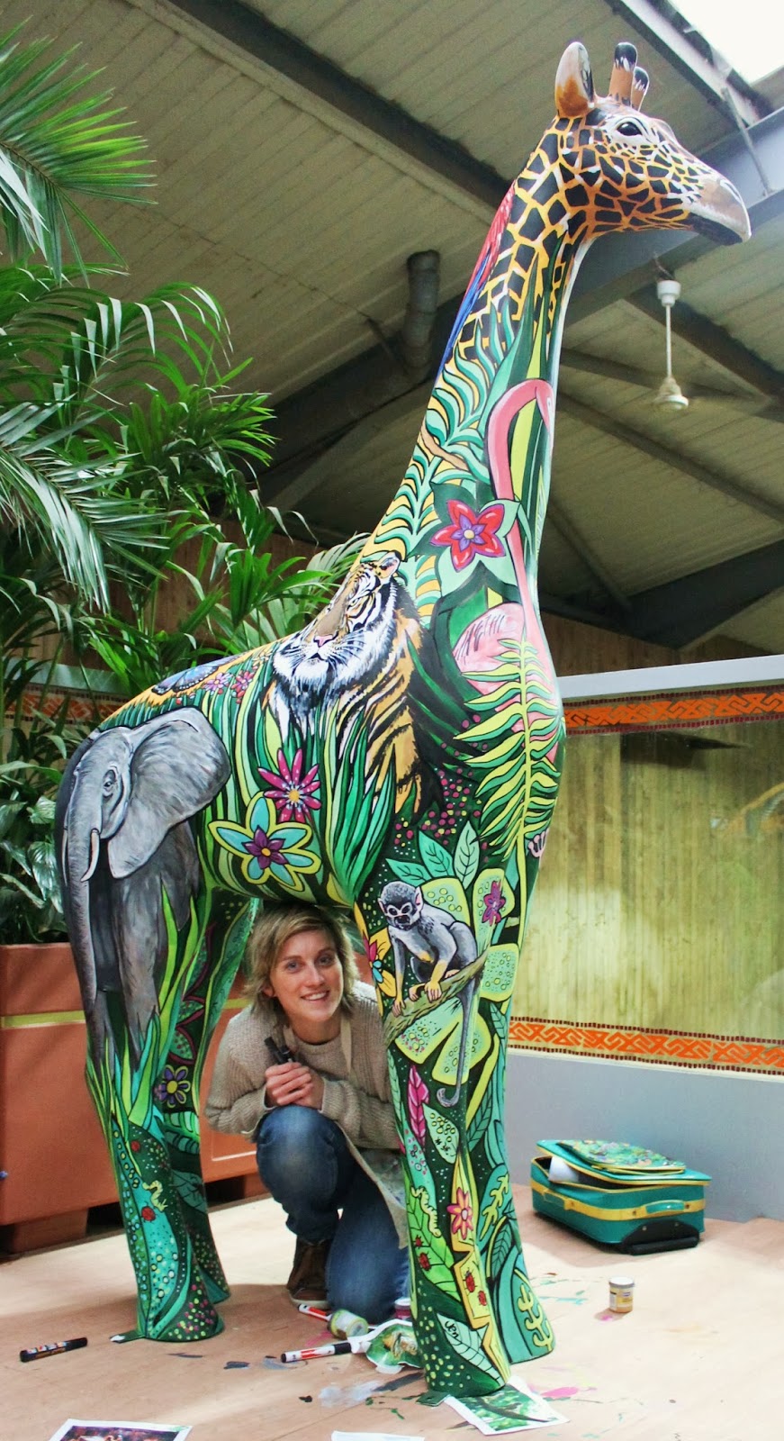 Jenny Leonard Art Blog: 'Wild in Art' painted animal sculpture auctions...