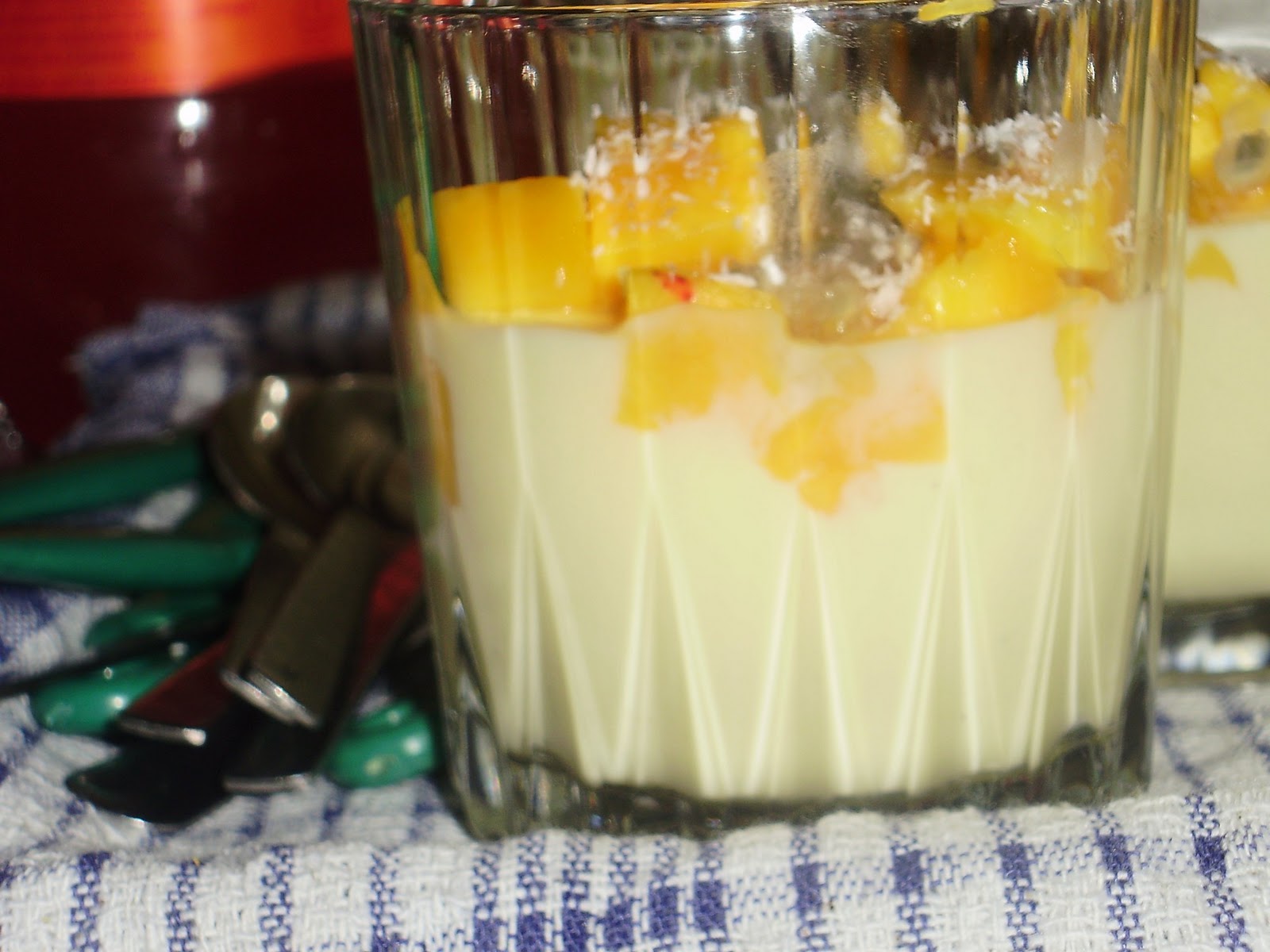 ADVENTURES IN MY KITCHEN: mango and passion fruit fool
