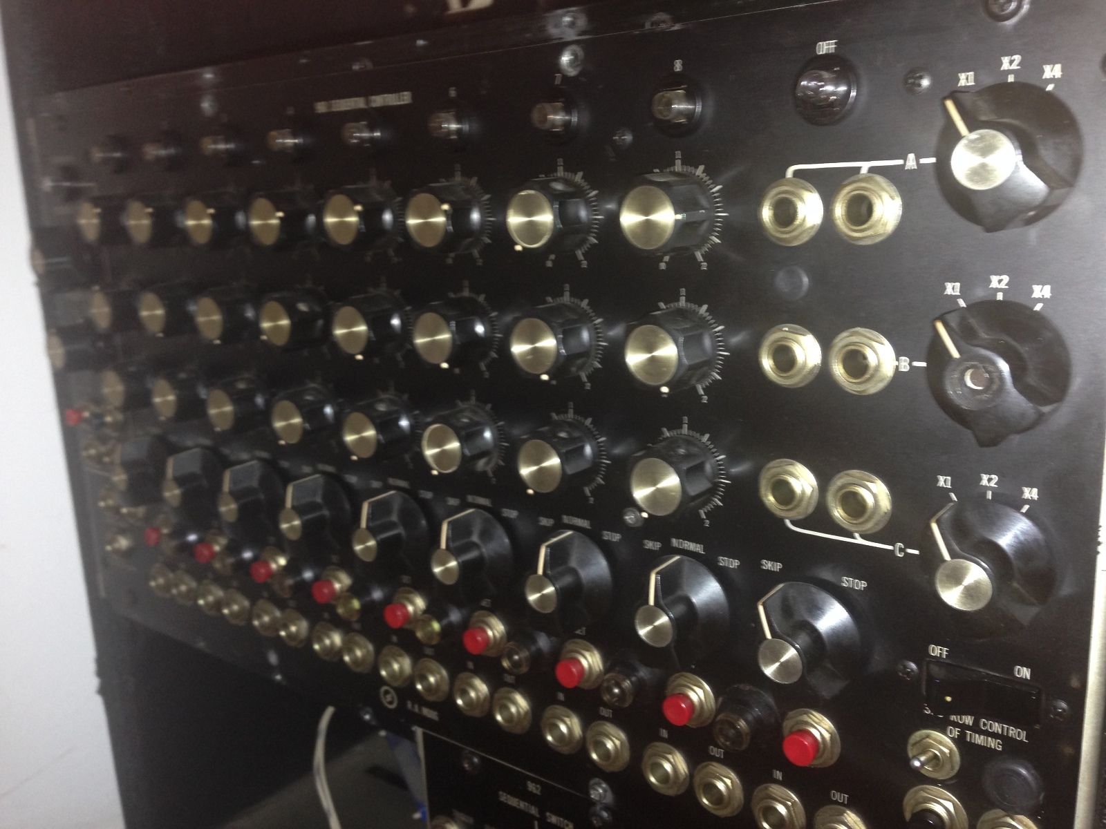 MATRIXSYNTH: Tangerine Dream's Edgar Froese RA Moog Modular Sequencer ...