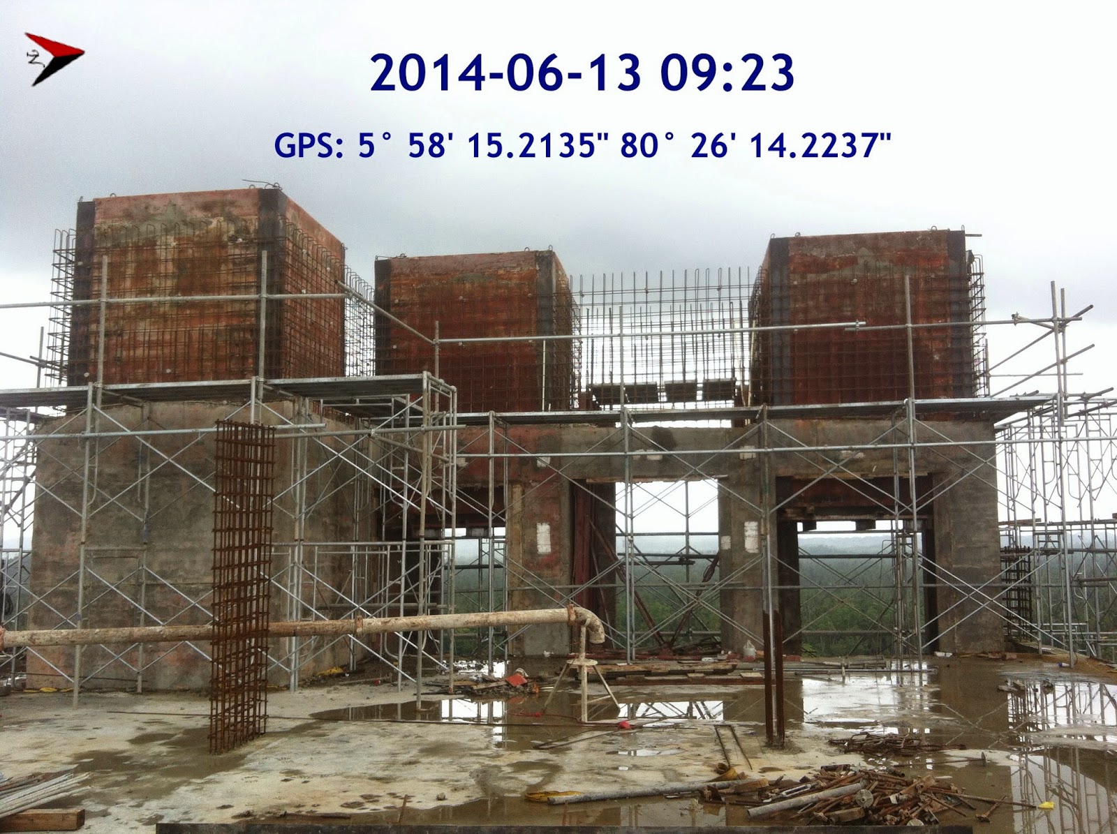 East-West Engineering Services (Pvt) Ltd: Lift Wall - 2014.06.13