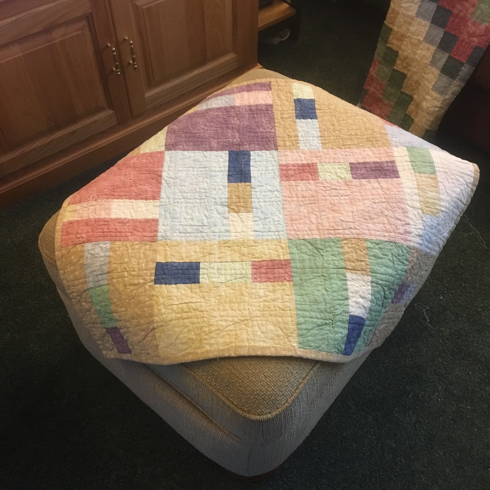 Quilts from the Little House: TBT Quilt Edition: Ottoman quilt