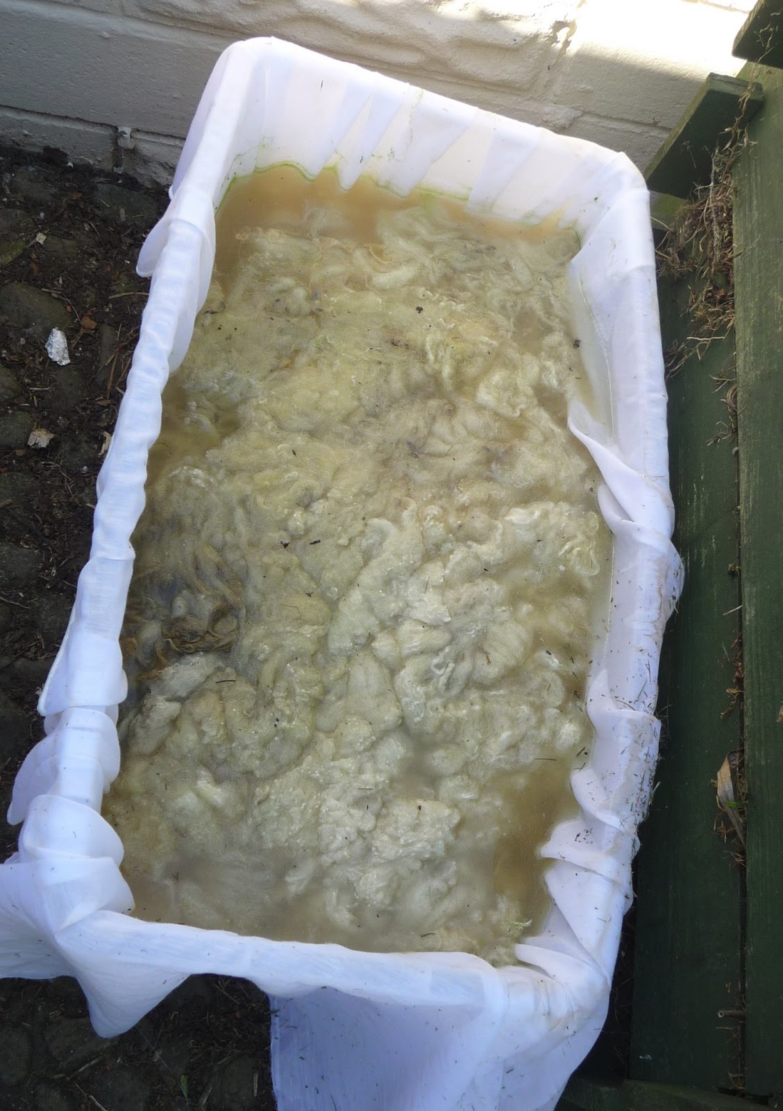 Wool - Tribulations of Hand Spinning and Herbal Dyeing: Cleaning Raw ...