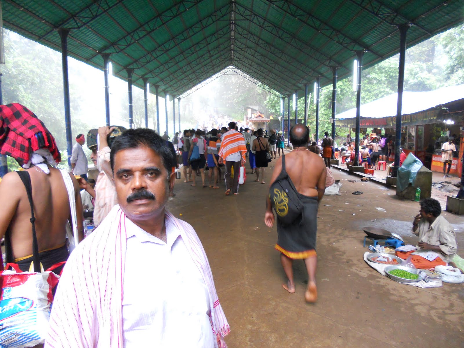 wallpapers name: Story of Sabarimala Temple - Sannidhanam & Shabarimala ...