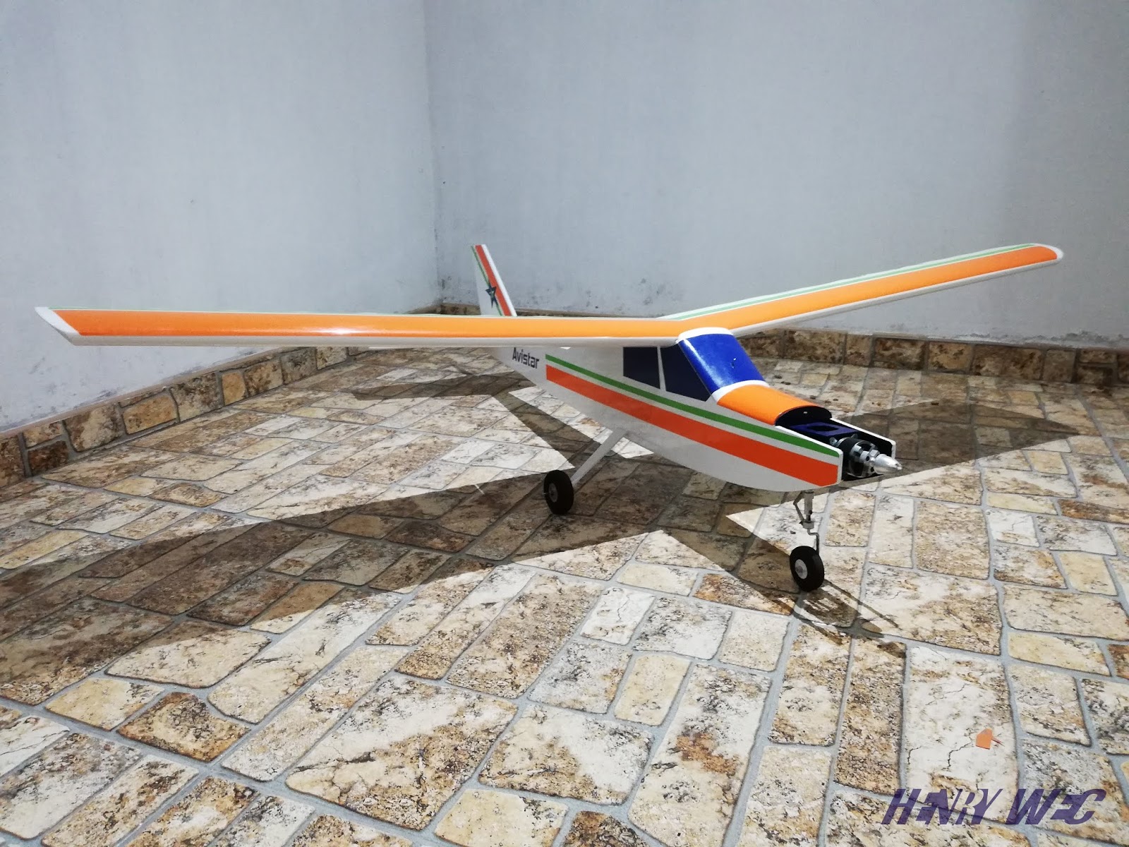 HenryWEC - Aeromodelismo Radiocontrol: Avistar Trainer