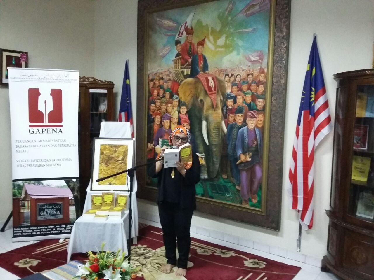 Lukisan hati ‿ : Majlis Membaca Puisi di Rumah Gapena