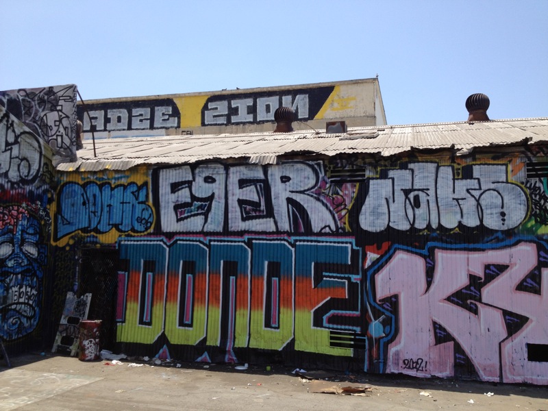 MELROSEandFAIRFAX: The Biggest Graffiti Yard in LA?