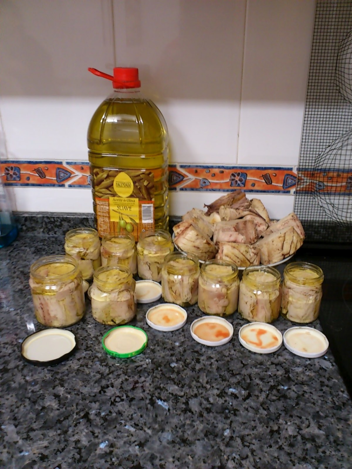 Mis vinos y algo más: Embotado de Bonito de Santoña