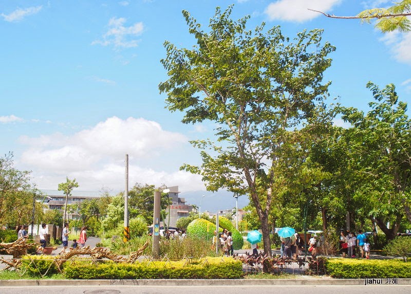 Experience Magic At Jimmy Liao Park & Diu Diu Dang Forest in Yilan ...