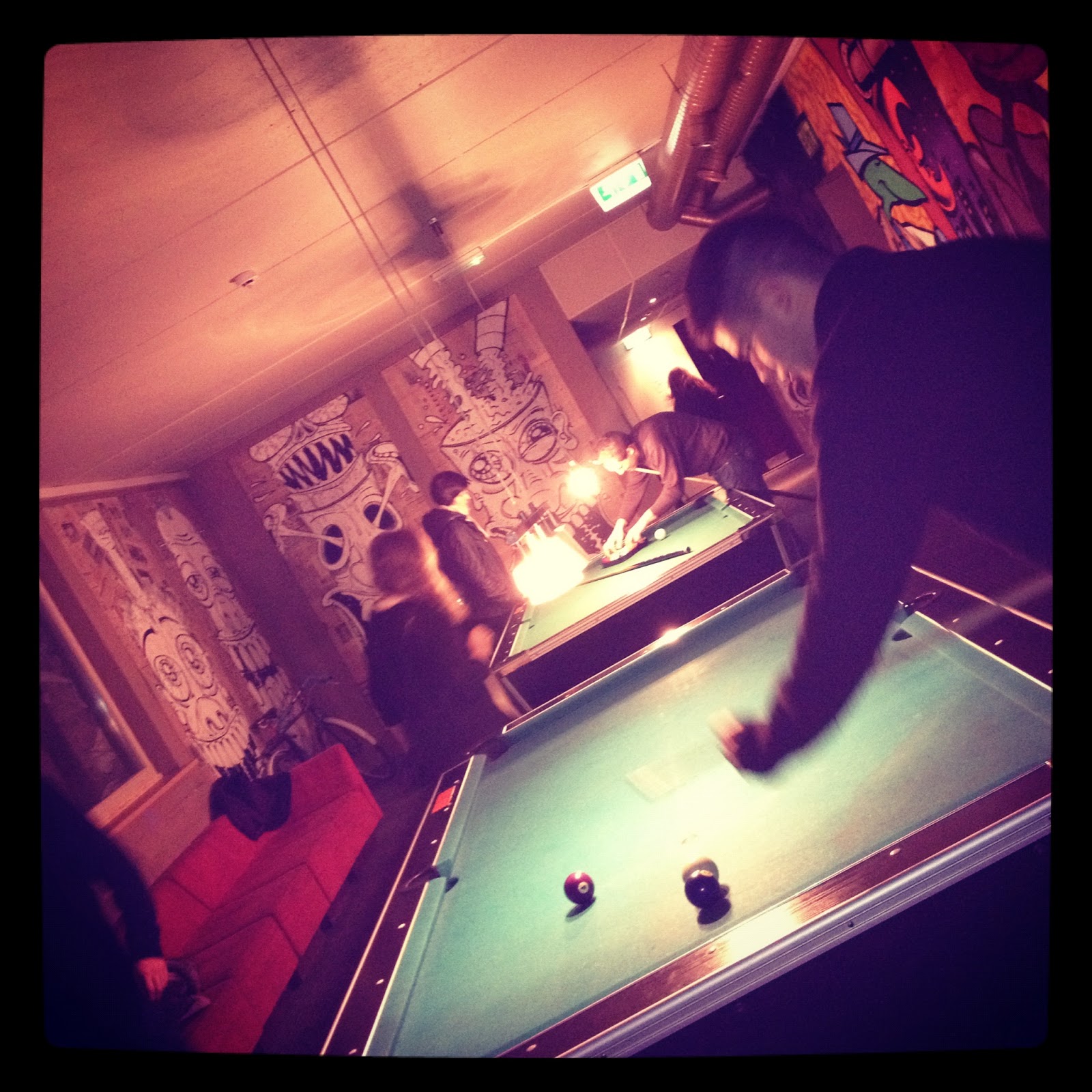 ANNINA IN TALLINNA: Red Emperor Bar