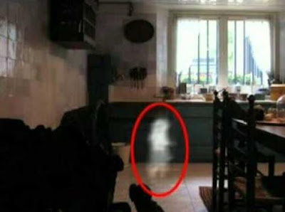 Ghost Story sharing: Real Ghost Picture 1