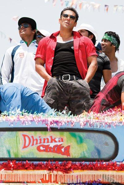 Ready Movie Stills ~ Wallpaper Bols