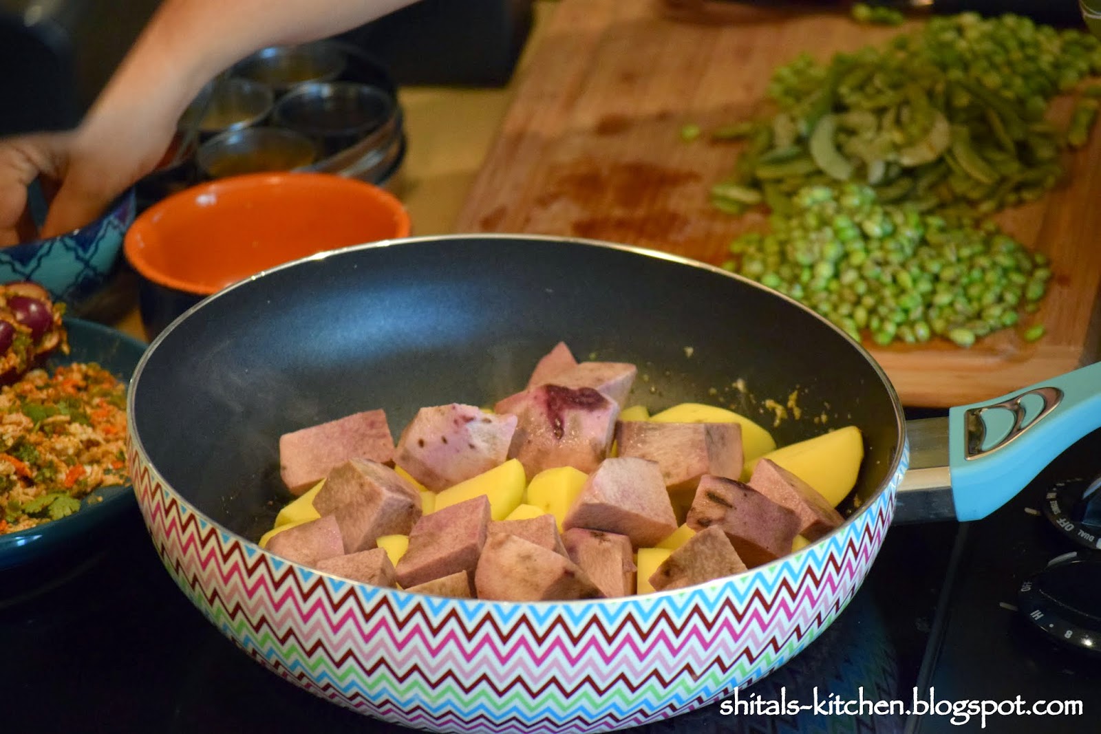 Shital's-Kitchen: Undhiyu