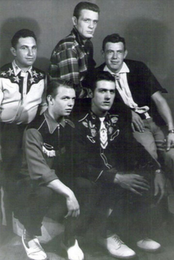 The Notorious Meddler: August 2015