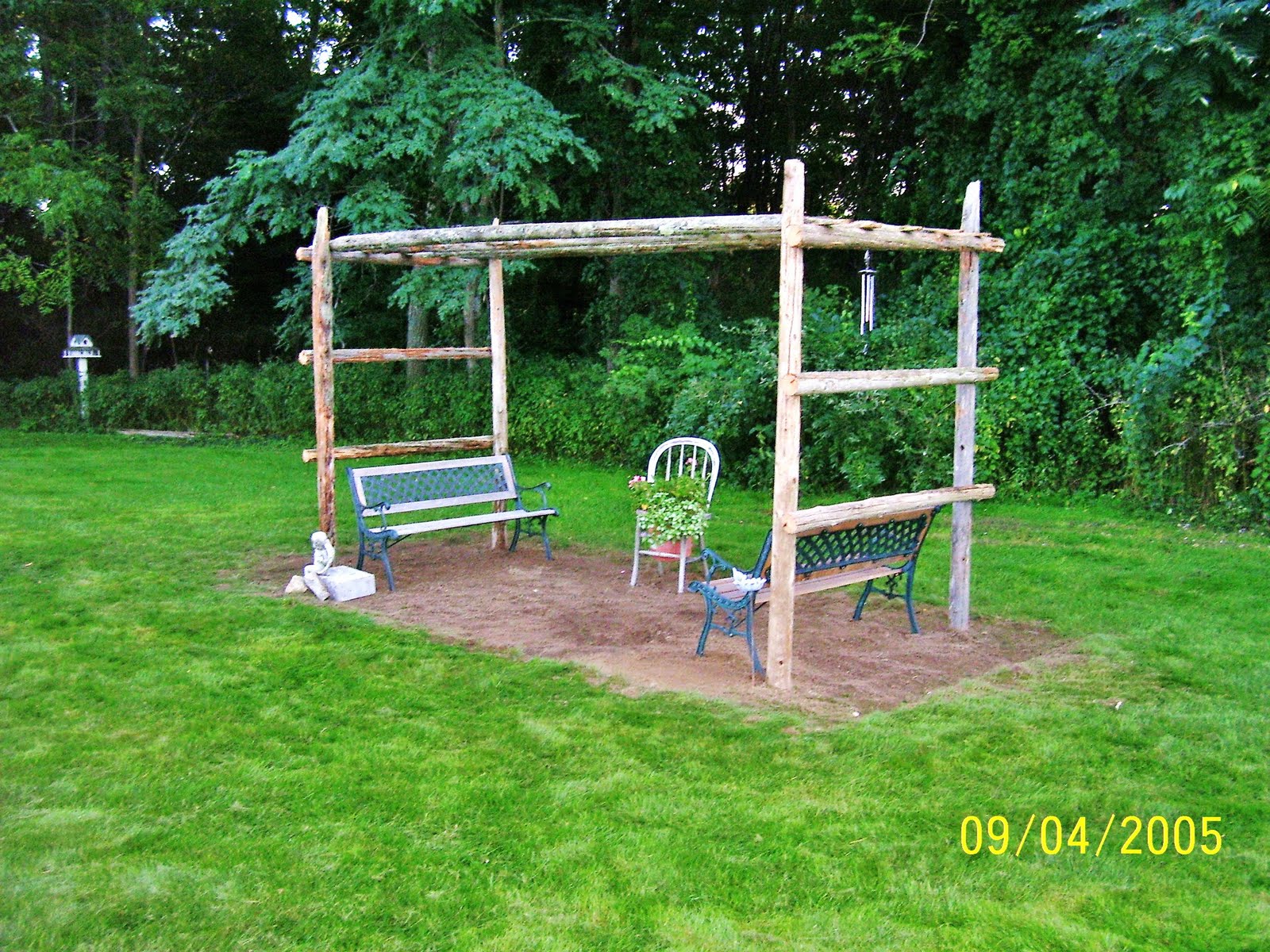 My Sister's Cottage: Our DIY Backyard Vineyard