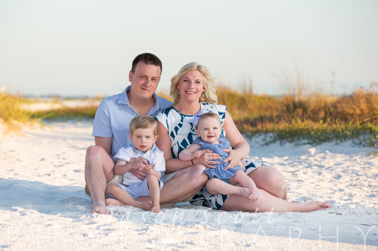 Siesta Key Beach Portraits - Homan Family | Jason Scott Photography