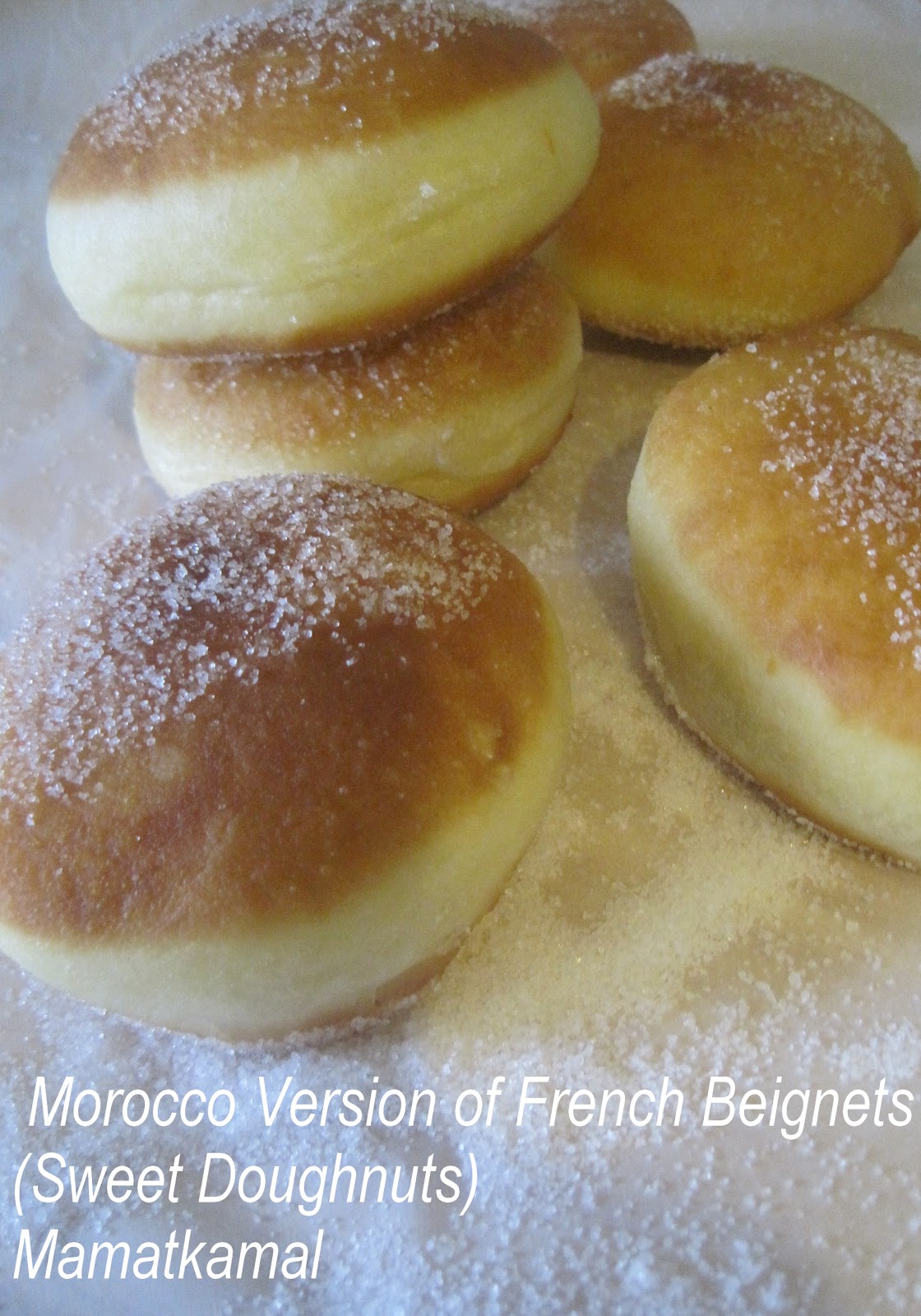 Beignets (Sweet Doughnuts or Donuts)/Beignets!