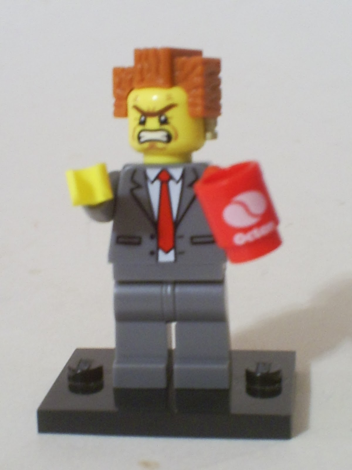That Figures: REVIEW: The LEGO Movie Minifigures: President Business
