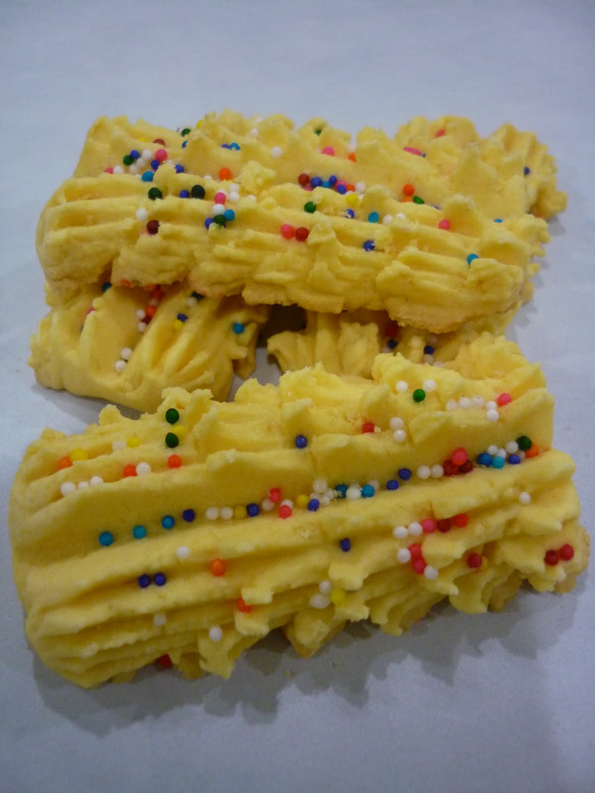 BISKUT RAYA KEGEMARAN AKU BILA TIME RAYA!!!! | cikgufiq.blogspot.com