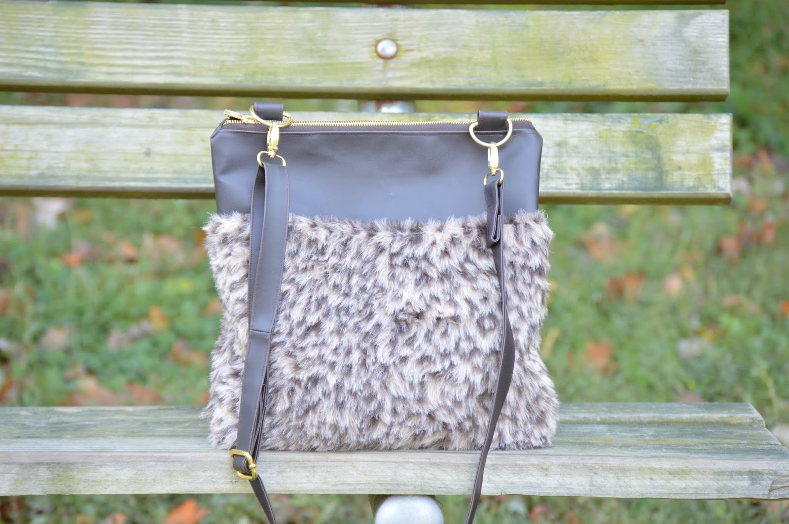 Vikalpah: How to sew a faux fur crossbody bag