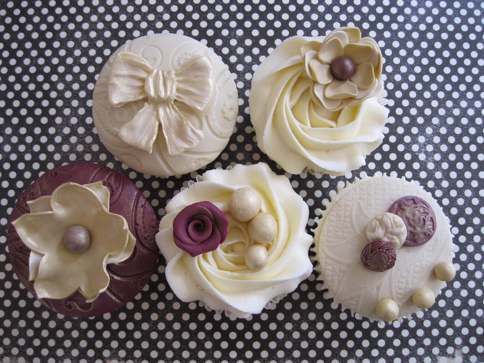 Modelos de cupcakes para casamentos, com a Noivinha de Luxo Marcela ...