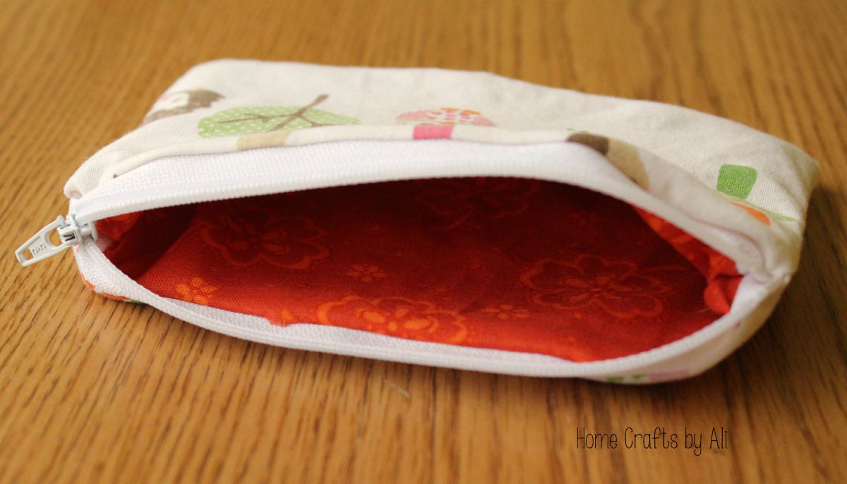 DIY Fabric Zippered Pencil Pouch - Home Crafts by Ali