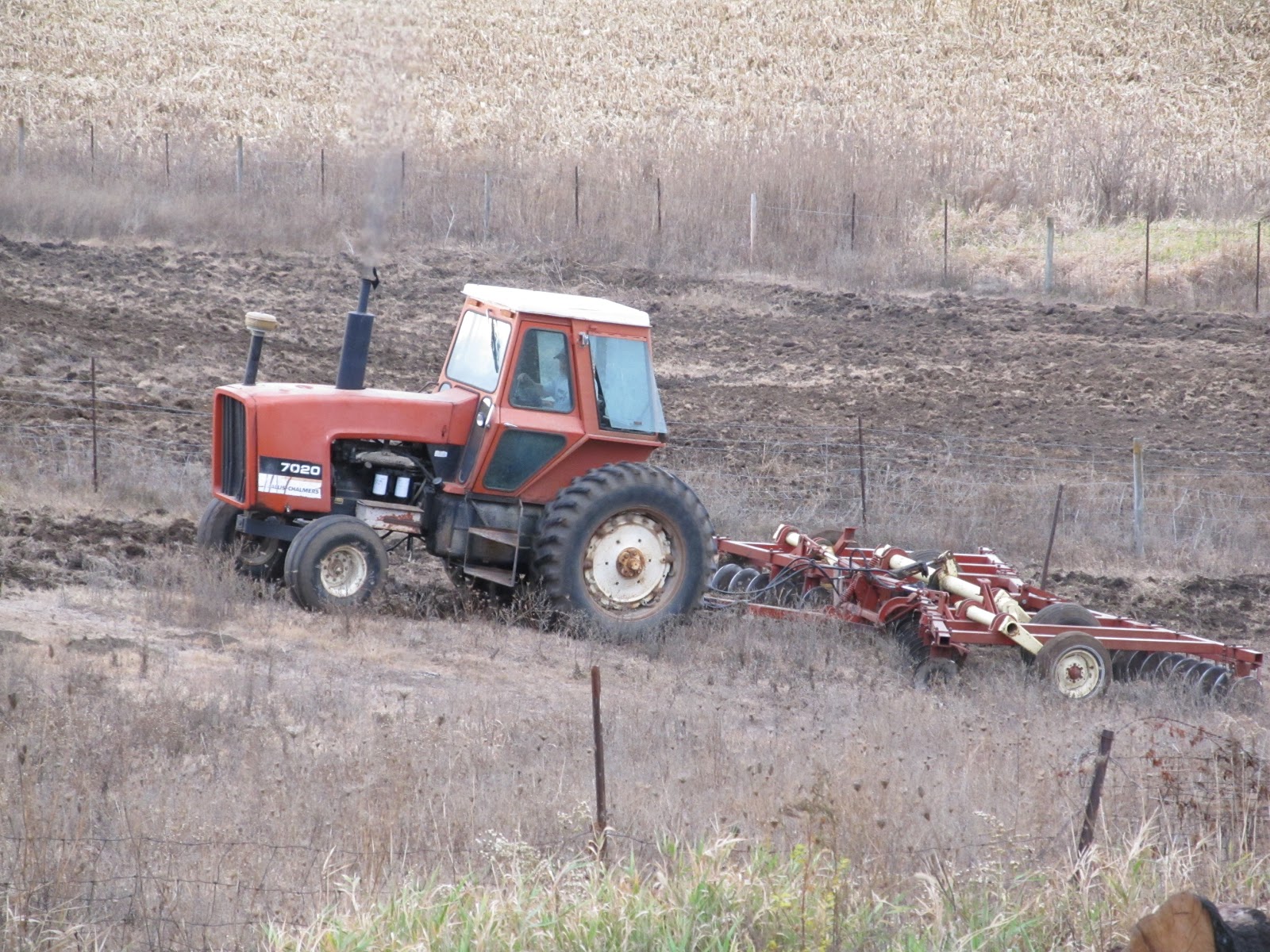Iowa Farm Girl: Pasture Disking