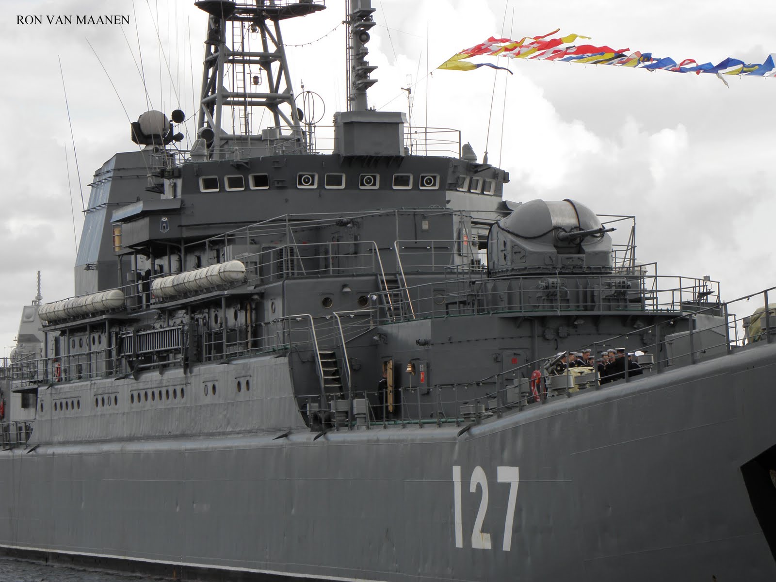 WARSHIPSRESEARCH: Russian large landing ship (ex-BDK-43 1983-2000) RFS ...