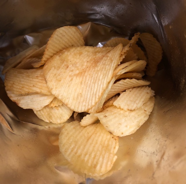 Rainbow Potato Chips - Seven Dashi Flavor - / レインボーポテトチップス ーなないろ出汁味ー ...