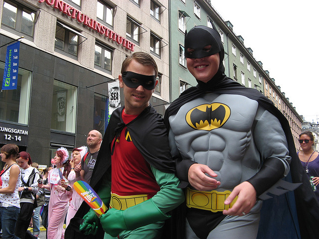 Batman & Robin Eye Candy – Captured Heroes