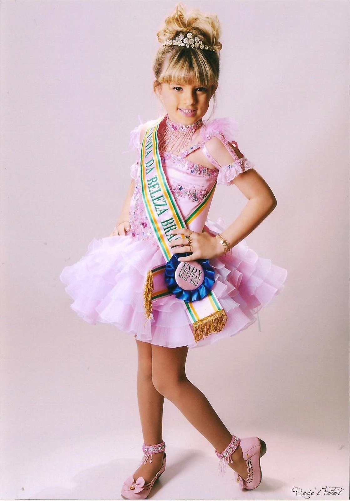 CAROLINA WEIAND ( CAROL WEIAND): CAROL WEIAND - MINI MISS