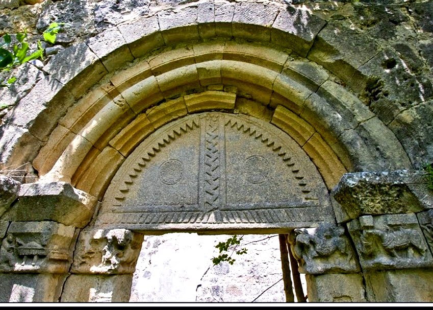 EL ROMÁNICO BUREBANO: Iglesia de Ahedo de Bureba