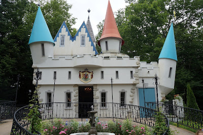 Evan and Lauren's Cool Blog: 7/11/13: Story Land Family Fun in Glen, NH