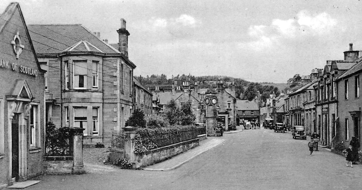 Tour Scotland: Old Travel Blog Photograph Bank West Linton Scotland