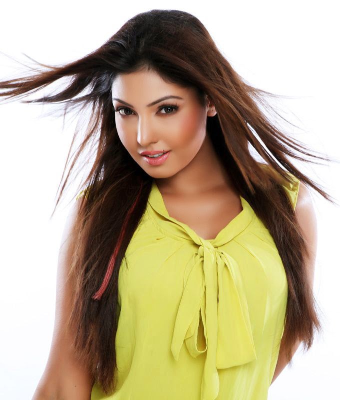 Komal Jha - Latest Models