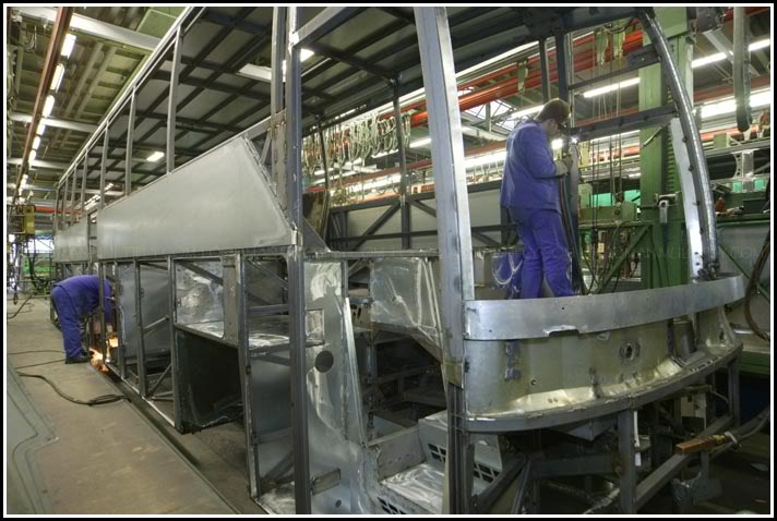 Halaman Blogger newbie ^-^: CHASIS BUS : .... monocoque, ladder frame ...