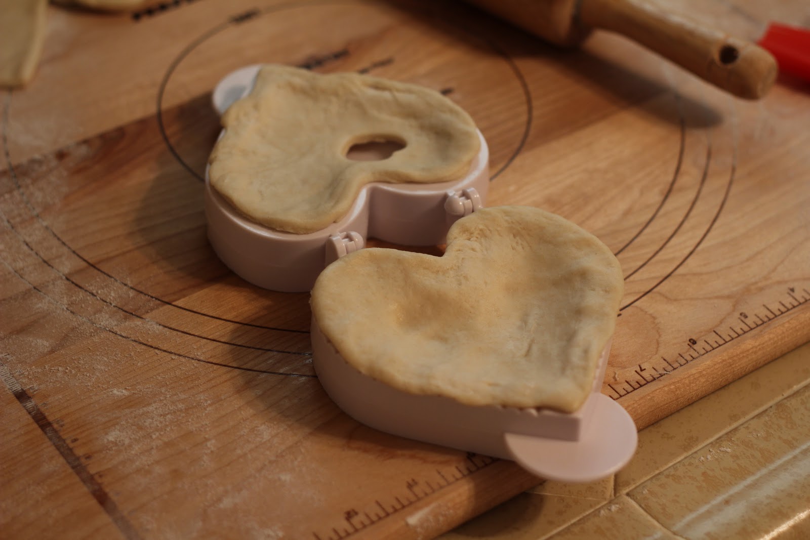 Three Yellow Lemons: Pumpkin Pocket Pies