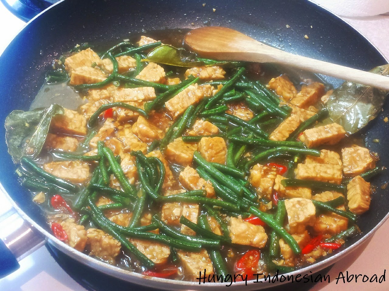 Hungry Indonesian Abroad: Tumis Tempe dan Kacang Panjang (Saute Tempe ...