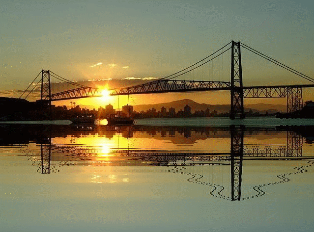 SÓ GIFs. ╬╬ ╬╬ ╬╬ ╬╬ ╬╬ : Ponte Hercílio Luz - Florianópolis - SC.