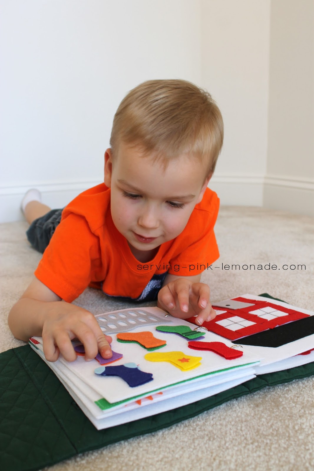Serving Pink Lemonade: How to Make a Fabric Quiet Book Cover