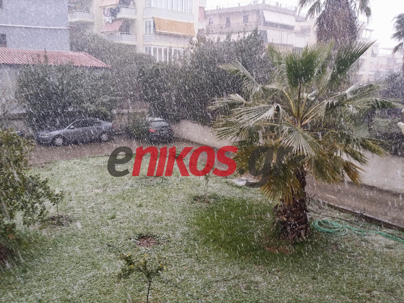 ΤΩΡΑ... ΧΙΟΝΙΑ ΣΤΗΝ ΓΛΥΦΑΔΑ... ΧΙΟΝΙΑ ΣΤΟ ΓΑΛΑΤΣΙ.... ΧΙΟΝΙΑ ΣΤΟ ΔΑΦΝΙ ...