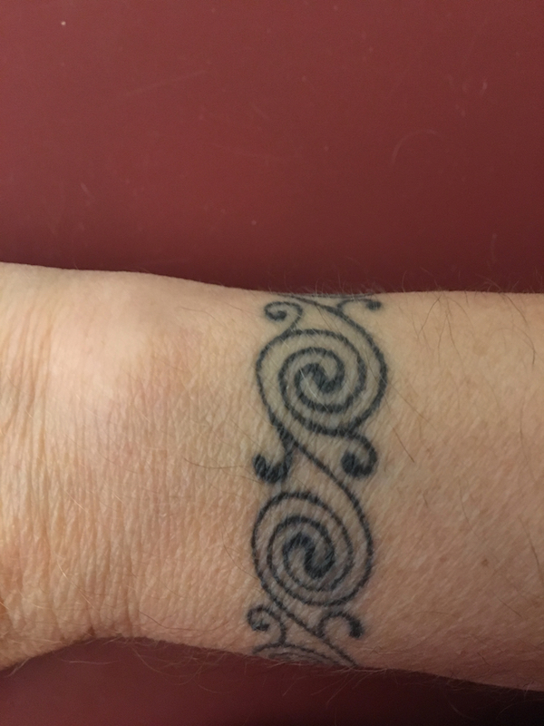 Can You Make A Permanent Tattoo With Pen Ink ~ Tattoo Design Cost