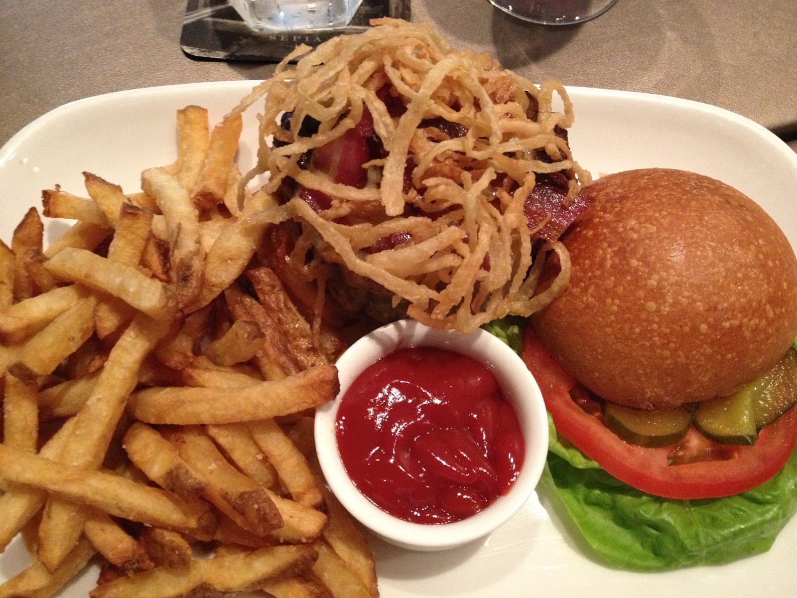 A Picture-Perfect Lunch | The Ghost Guest