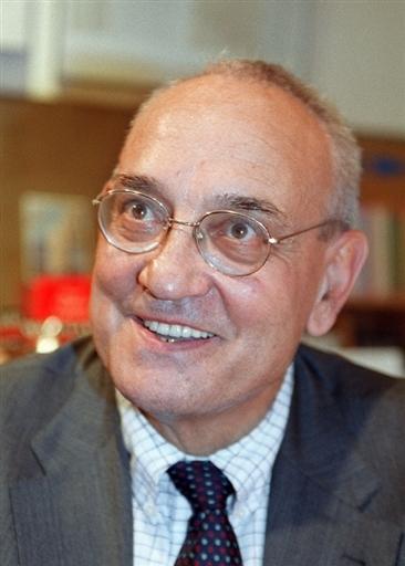 Langues & Web: Max Gallo