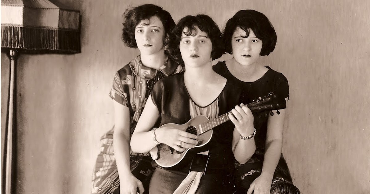 ToGroundControl: >> the boswell sisters.