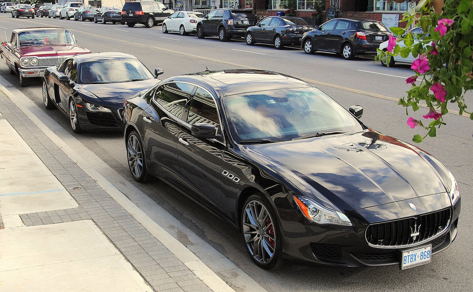 Camera on King & Aurora : Always a car show at King City's four corners
