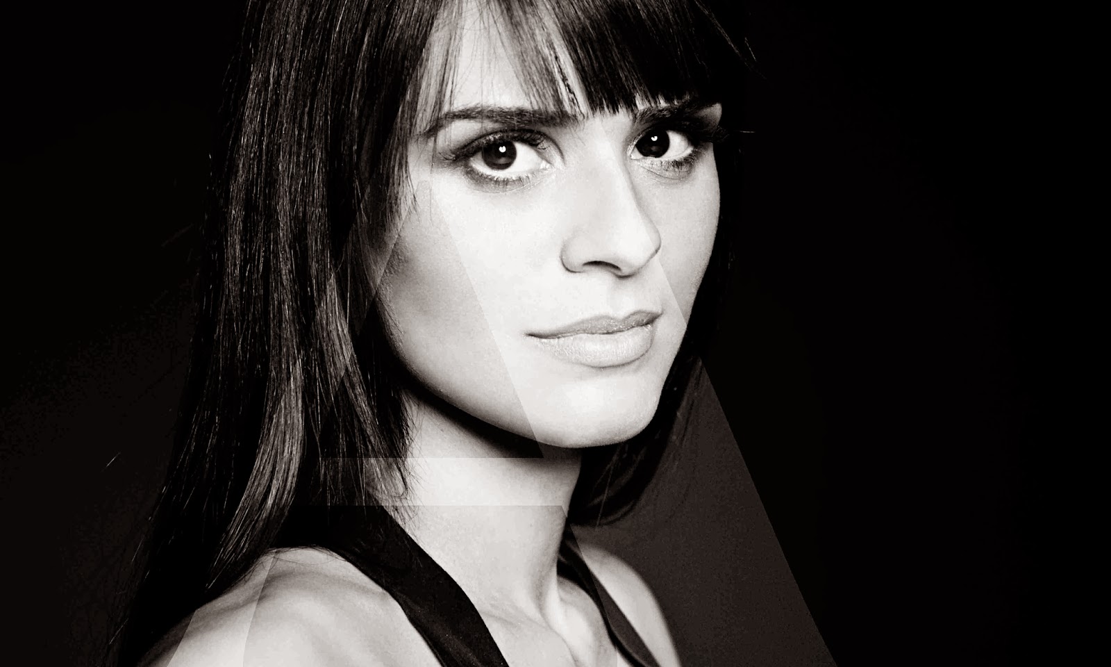 Agenda do Suplemento Cultural: DJ Anna se apresenta no Clash Club dia ...