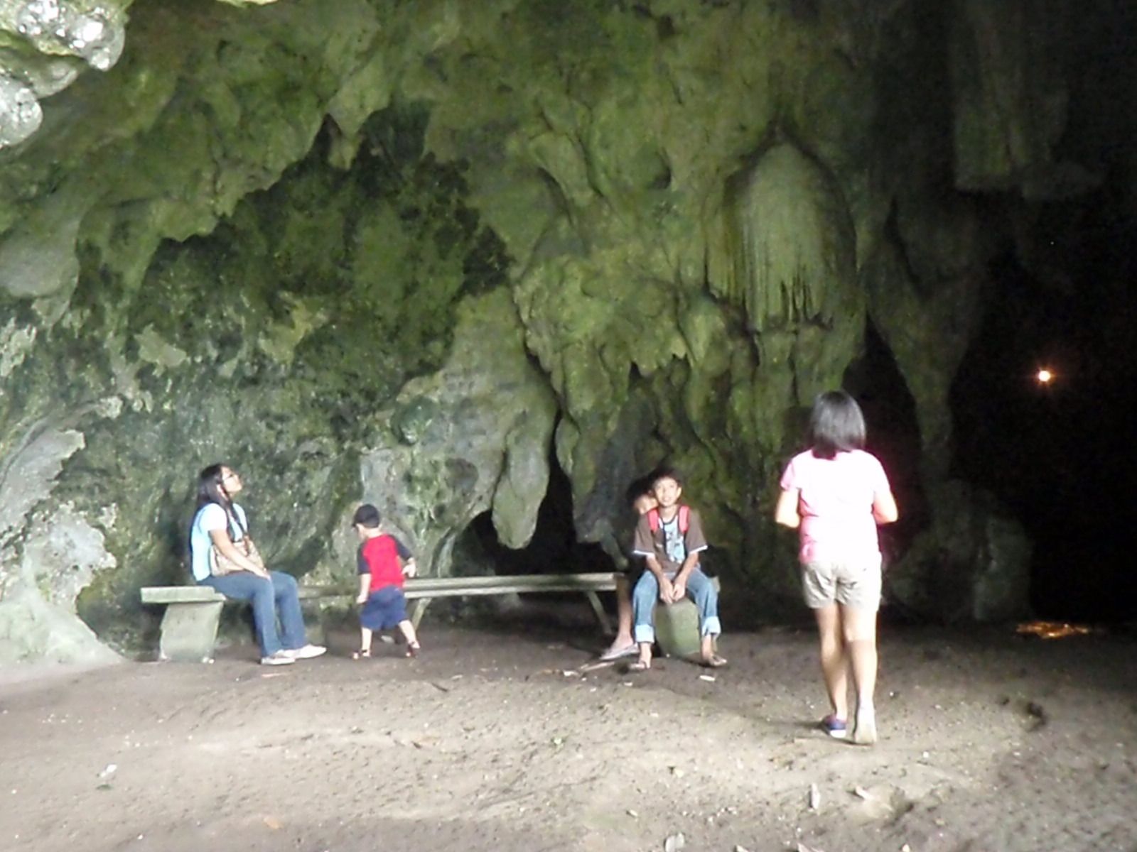 Hoyop-Hoyopan Cave in Camalig, Albay | Noelizm