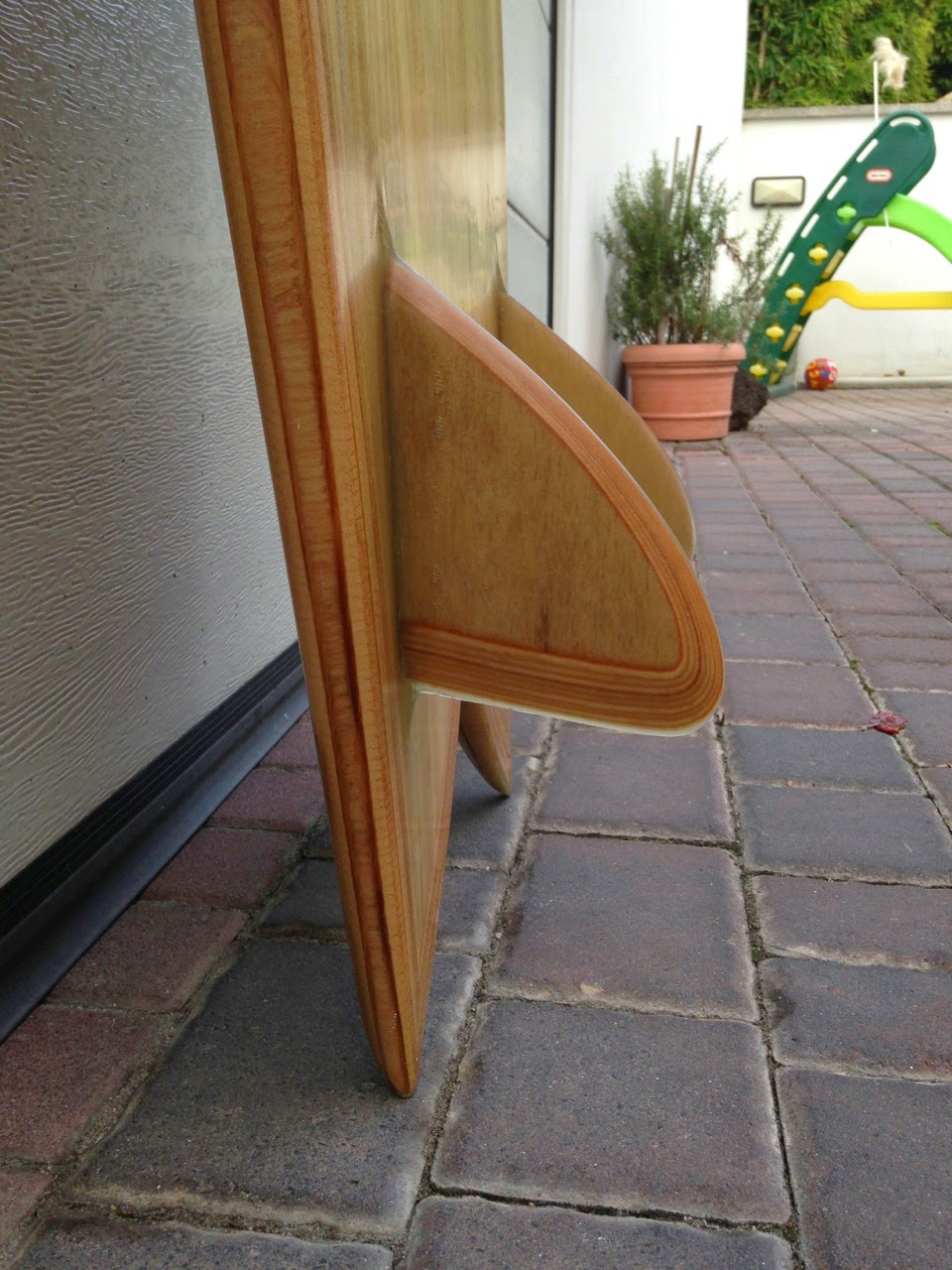 Wooden Surfboards: The Italian Lis Fish