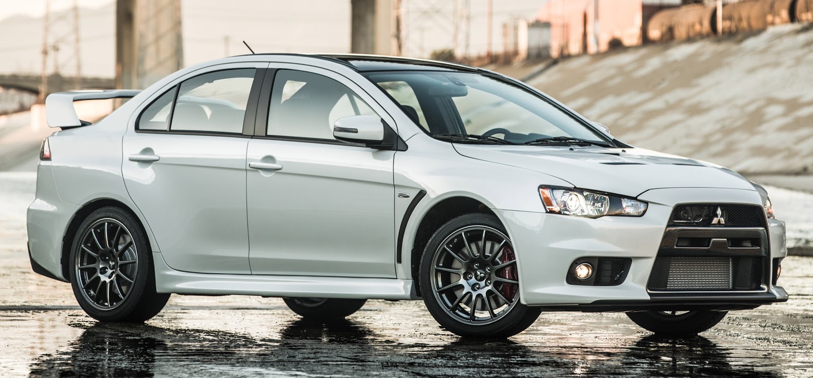 Mitsubishi Lancer Evolution se despede com série Final Edition