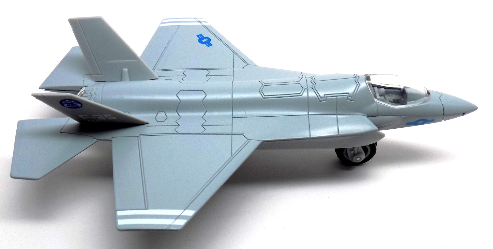Toys and Stuff: China - Playmaker Toys Plastic F-35 Lightning II and U ...